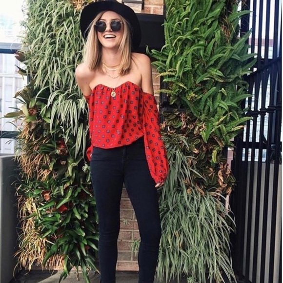 Stone Cold Fox | Tops | Stone Cold Fox Anita Off Shoulder Top | Poshmark